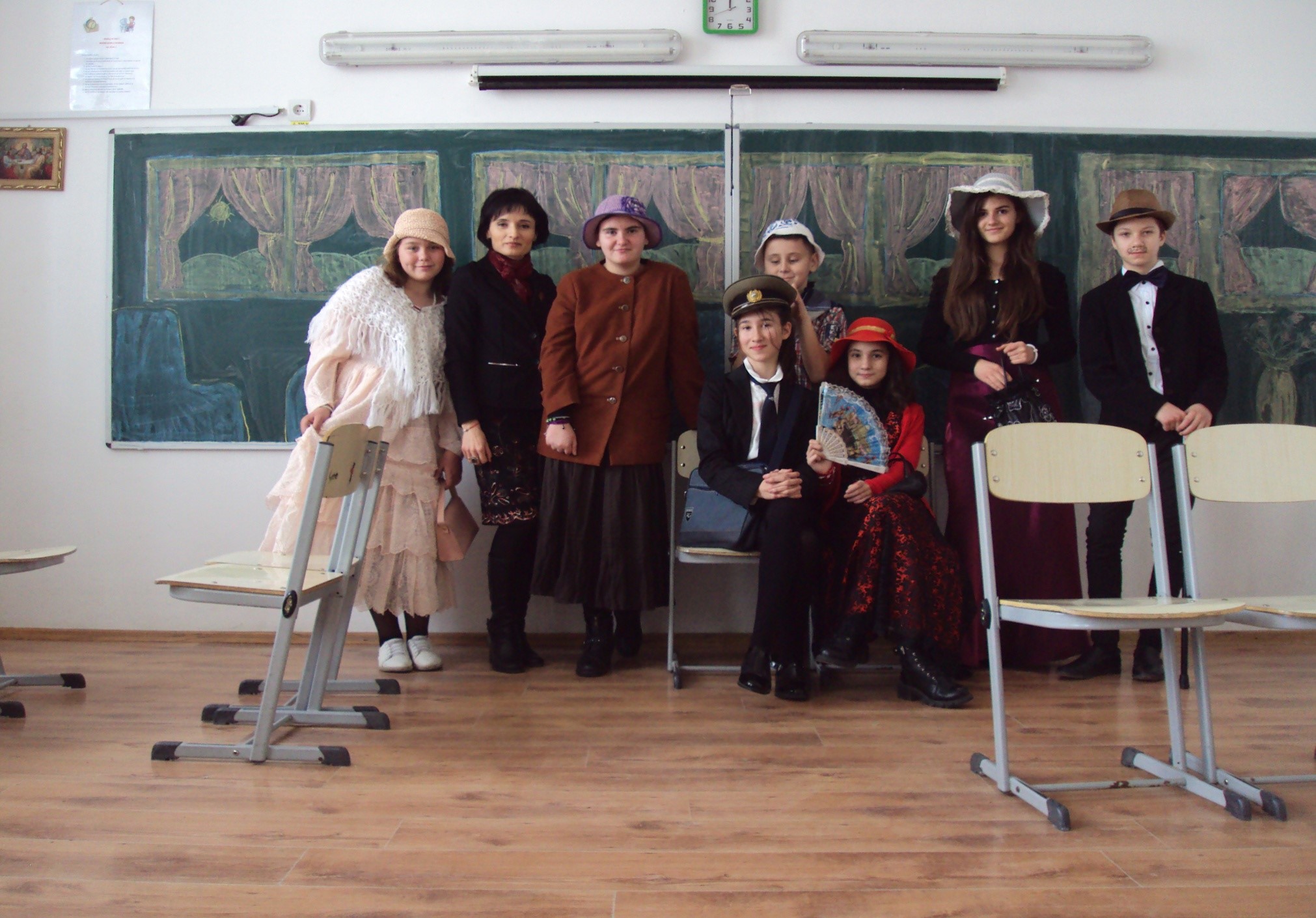 ,,Caragiale, Ieri şi azi", galerie foto. - Școala Gimnazială Strunga